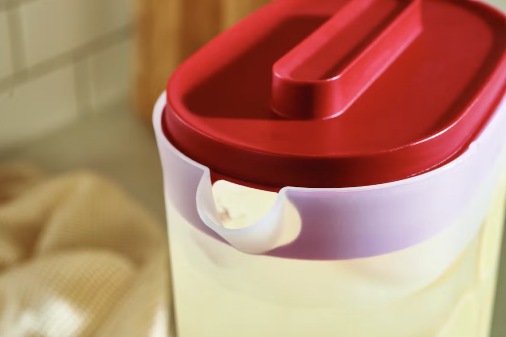 Jarra Compacta Rubbermaid 3.8L – Yuner